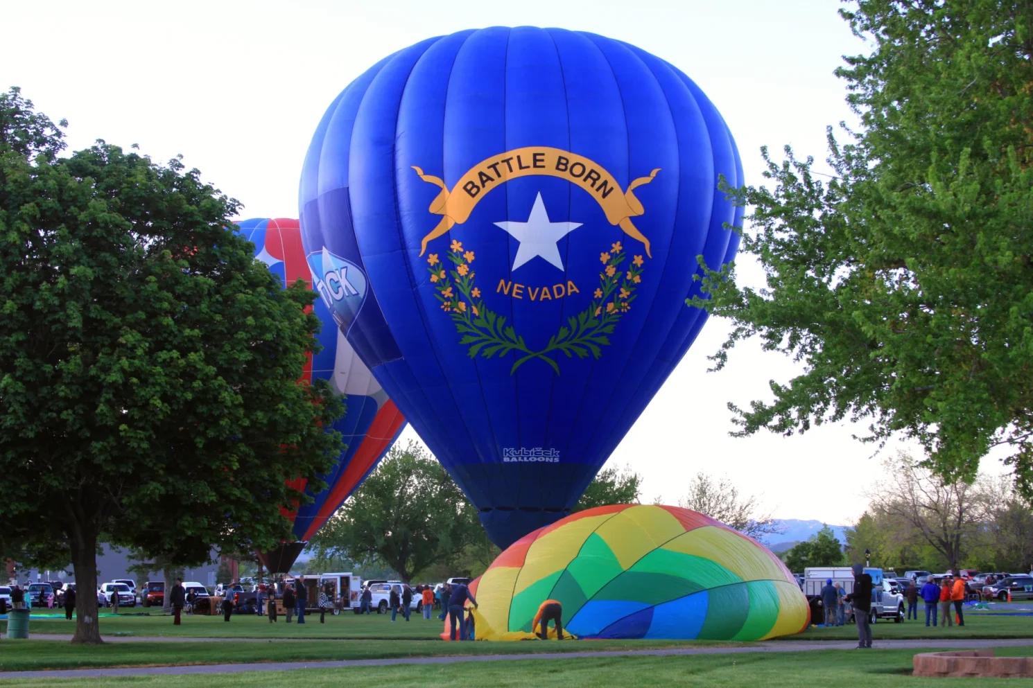 Spectacular Kickoff To the Hot Air For Hope Balloon Festival